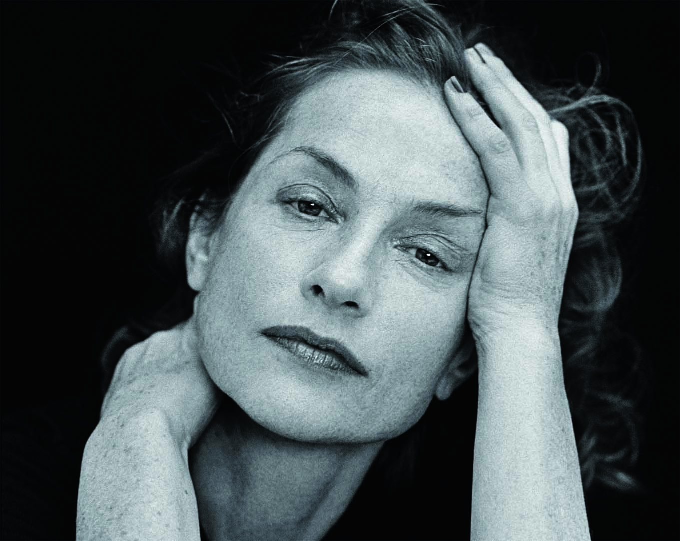 Isabelle-Huppert-spielt-Maria-Stuart-in-Bob-Wilson-Inszenierung ...